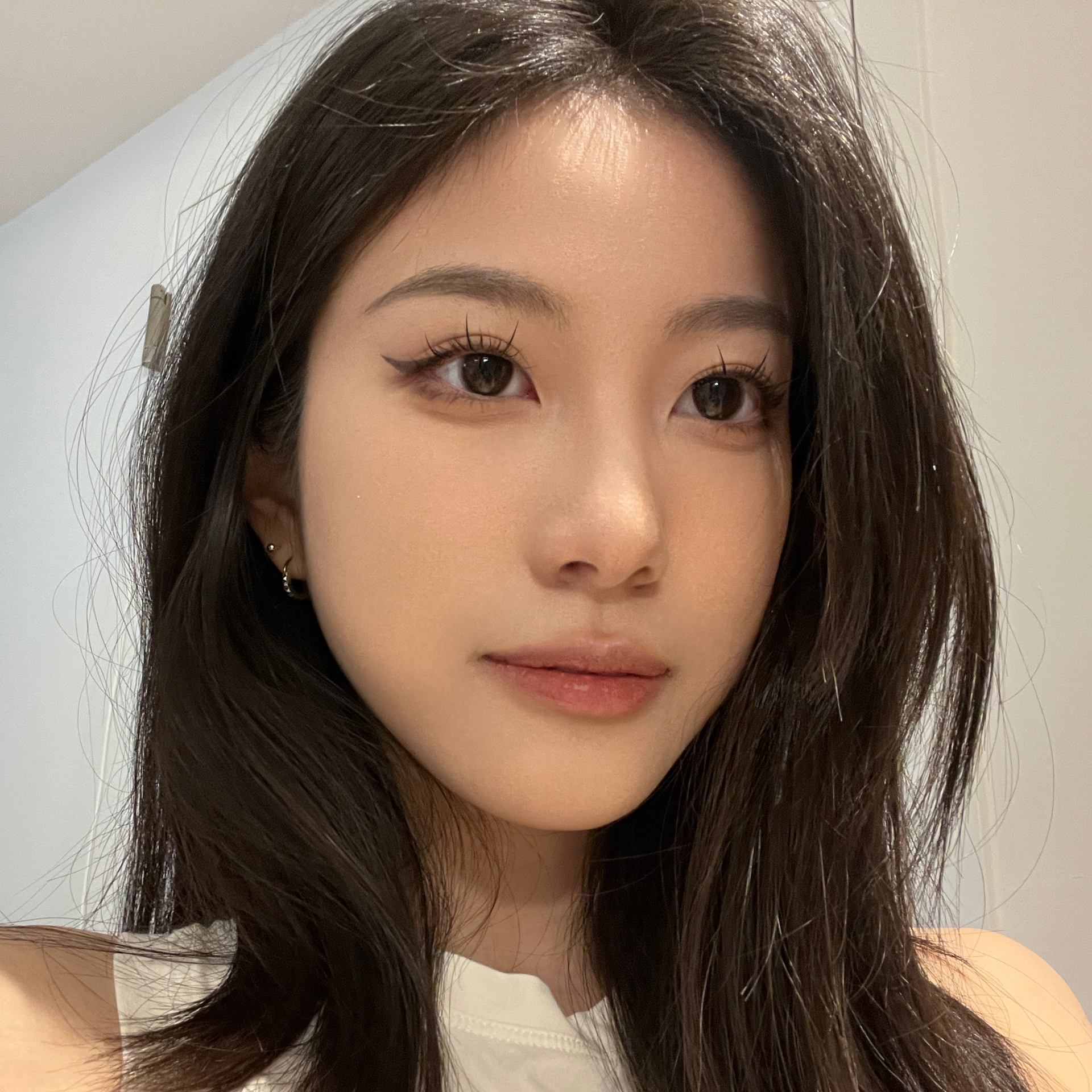 Moyanlee (Lillian Xu), Multimedia Artist, Content Creator, Digital Marketer